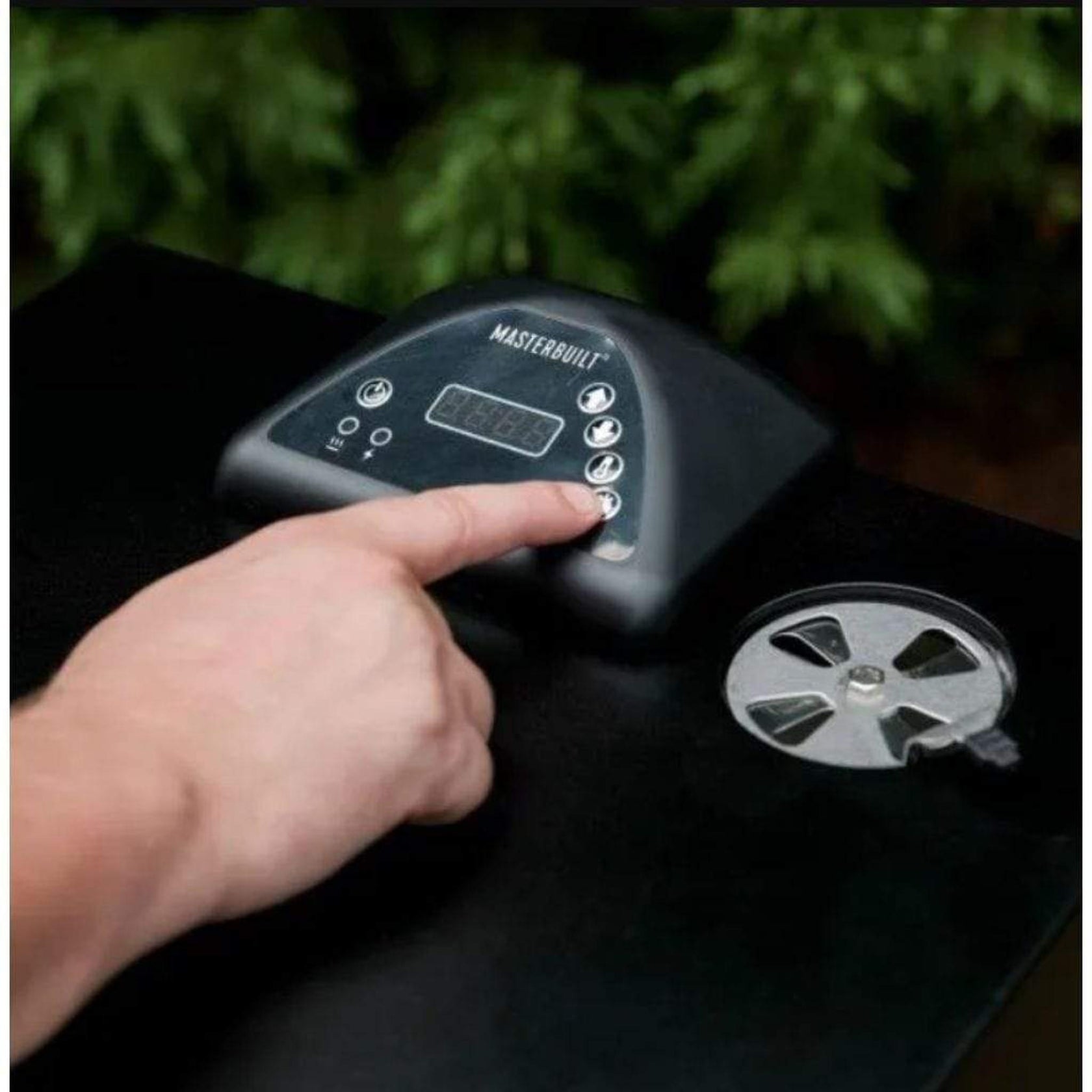 Masterbuilt 24" Black Digital Electric Smoker – Grill Collection