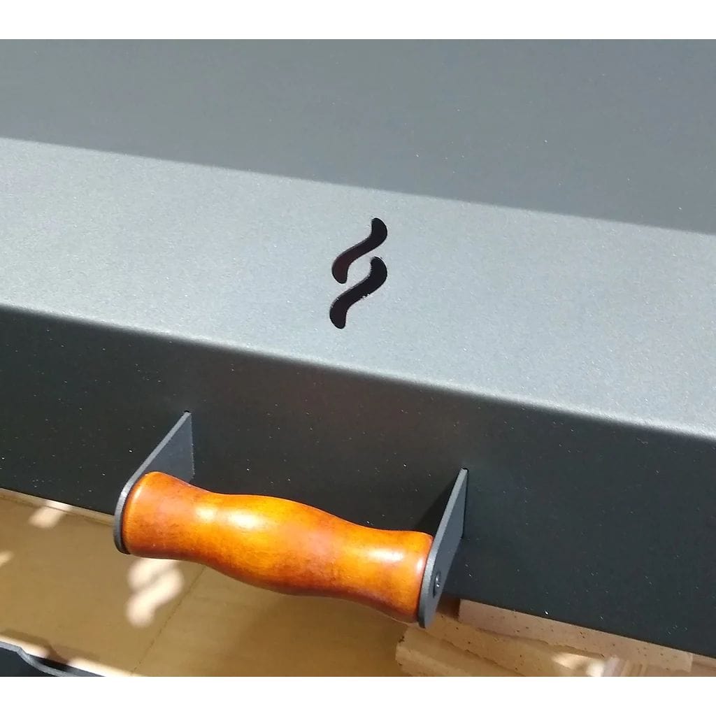 Ñuke Delta 47" Black Argentinian Outdoor Wood-Burning Gaucho Grill ...